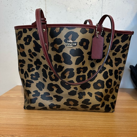 Coach | Bags | Coach Cheetah Print And Maroon Reversible Tote Bag ...